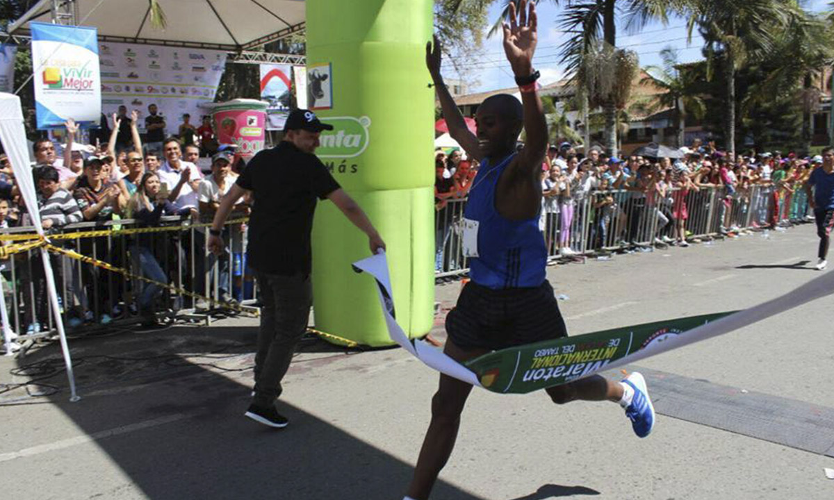 Daniel Muteti se impuso en la Media Maratón de La Ceja | MiOriente