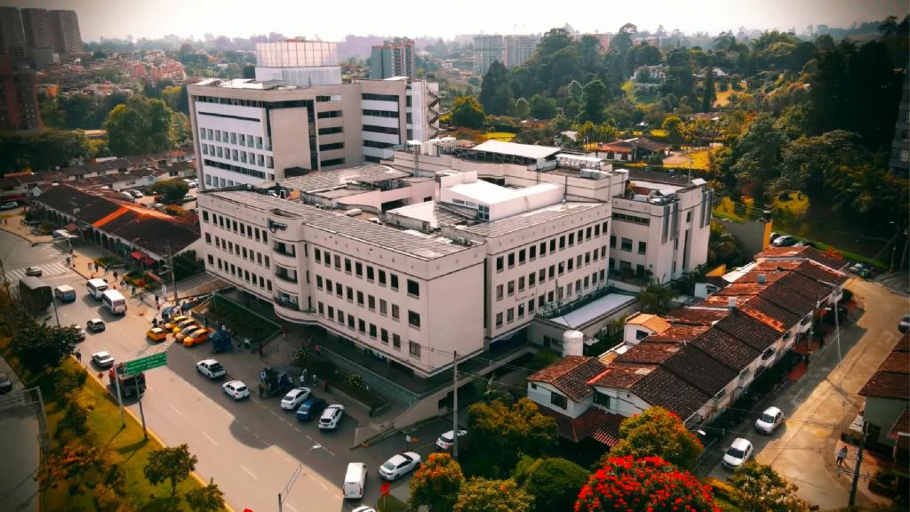 Apuesta por la sostenibilidad: la Clínica Somer instaló 538 paneles solares | MiOriente